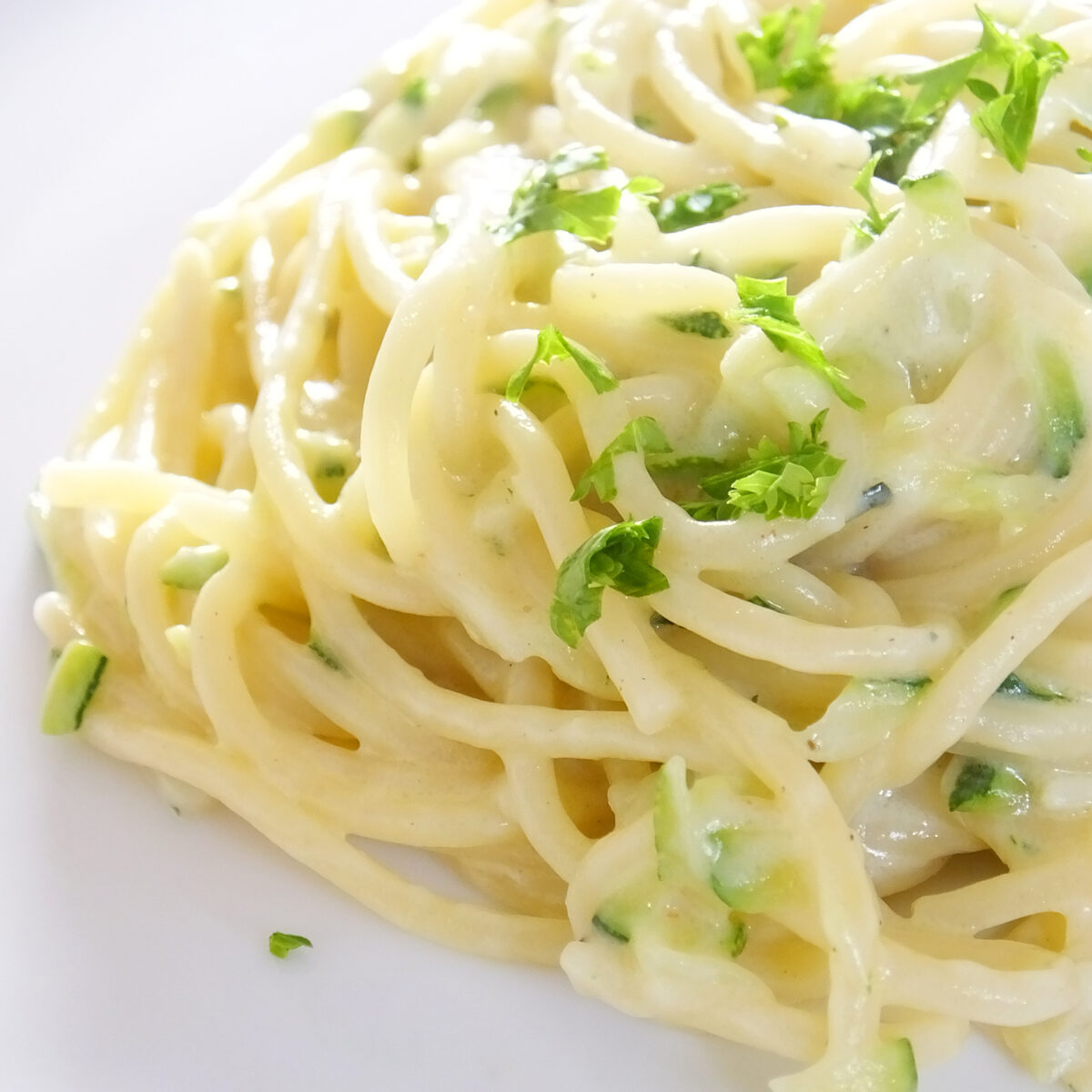 Courgette Spaghetti Alfredo - Elizabeth's Kitchen Diary