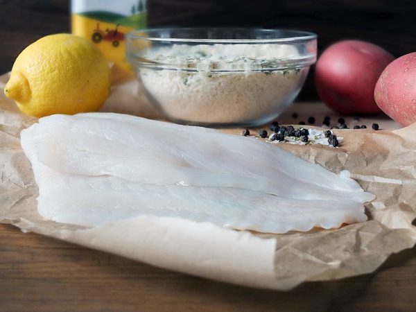 Lemon & Cracked Black Pepper Cod Fillets with Potato Wedges & Lemon ...