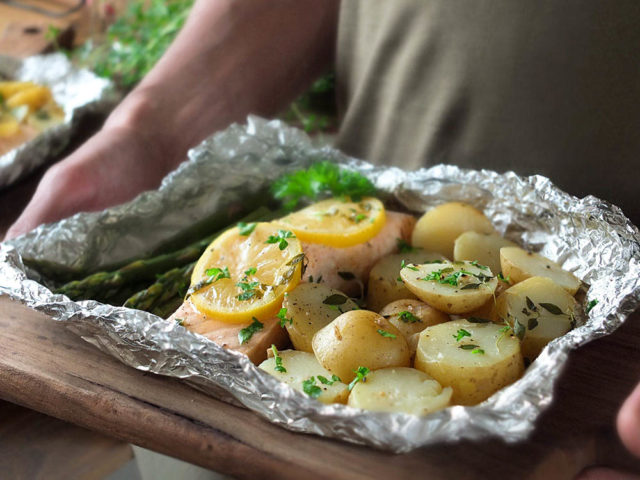 BBQ Salmon Parcels with Cornish New Potatoes, Asparagus, Lemon & Thyme ...