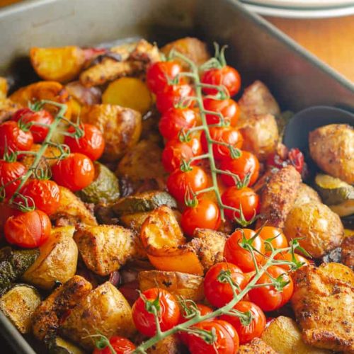 Lazy One Pan Garlic and Rosemary Chicken Tray Bake - Elizabeth's ...