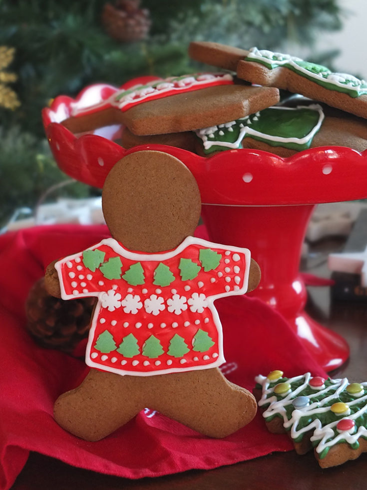 Ugly Christmas Sweater Gingerbread Cookies - Elizabeth's Kitchen Diary