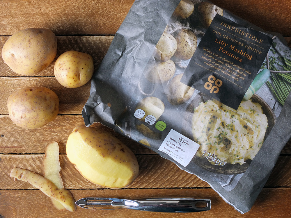 Cream Cheese & Chive Mashed Potatoes - Elizabeth's Kitchen Diary