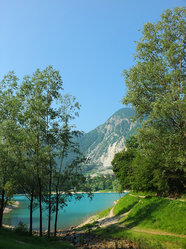 Trekking in Garda Trentino: Lake Tenno to the Varone Waterfall ...