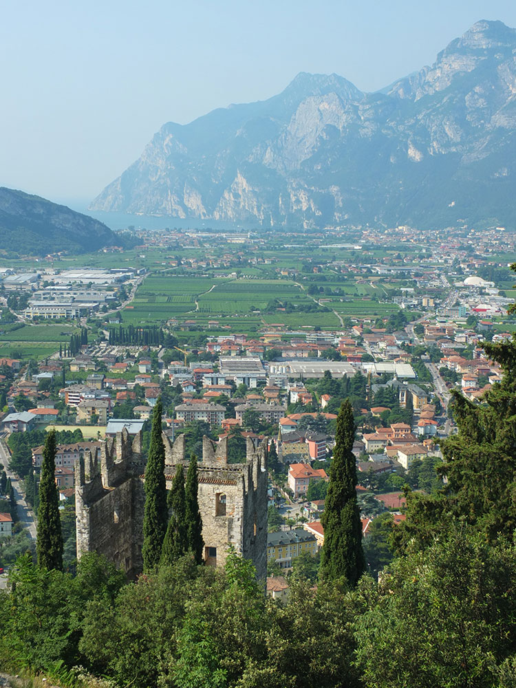 Il Castello di Arco (Arco Castle) Trentino, Italy | Elizabeth's Kitchen ...